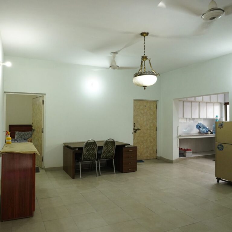 Best Hostel in Lahore 2025 - Professional Lahore Hostels